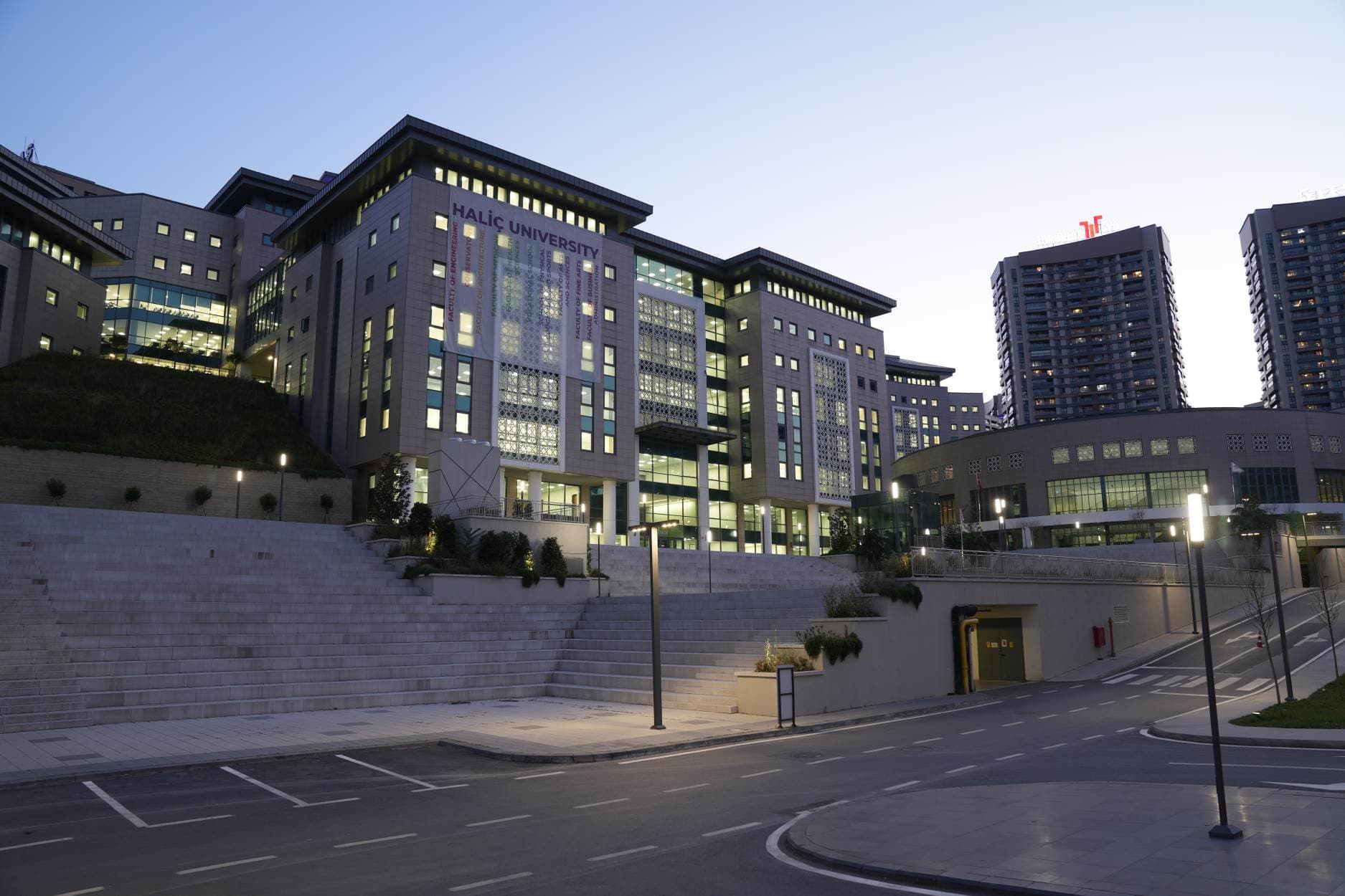 Istanbul Halic University Tuition Fees - Ranking & Programs